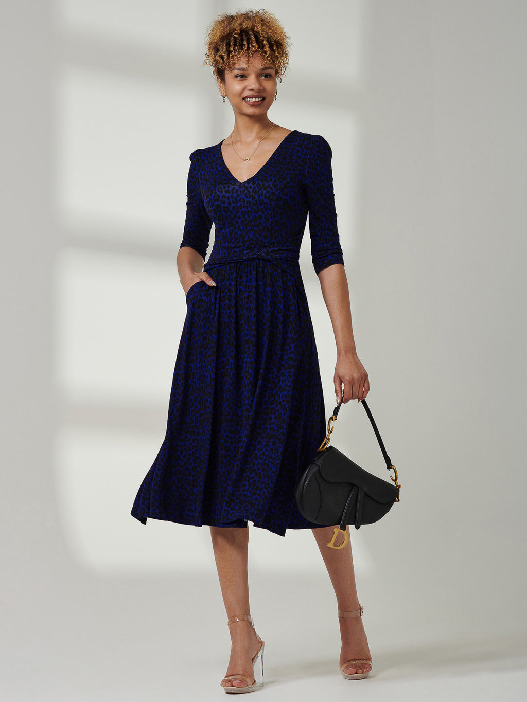 Jolie Moi Delylah V Neck Midi Dress, Blue Leopard – Jolie Moi Retail